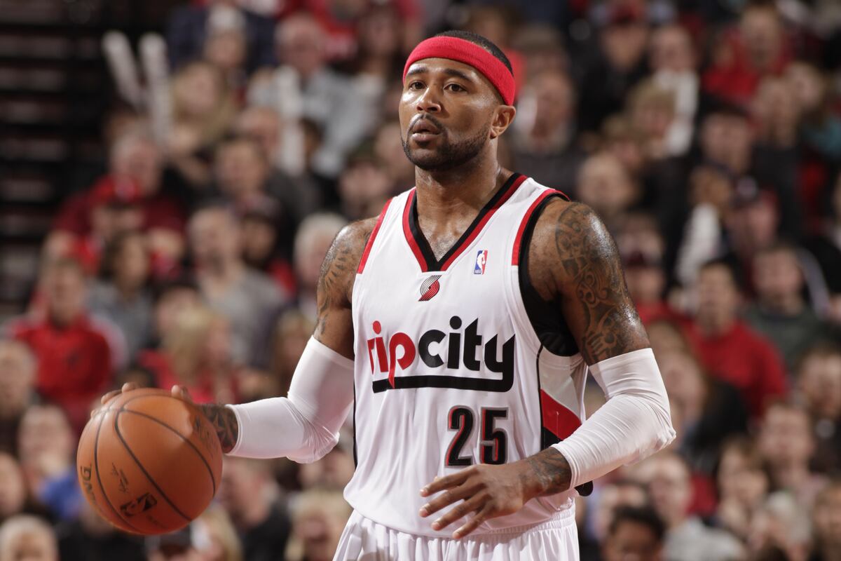 Dallas Mavericks Should Complete Successful Offseason with Mo Williams ...