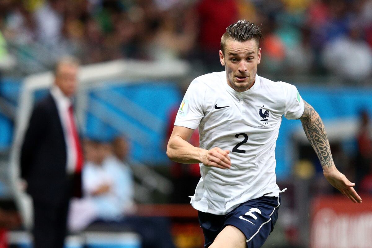 Is Mathieu Debuchy Really the Right-Back Arsenal Needed This Summer ...