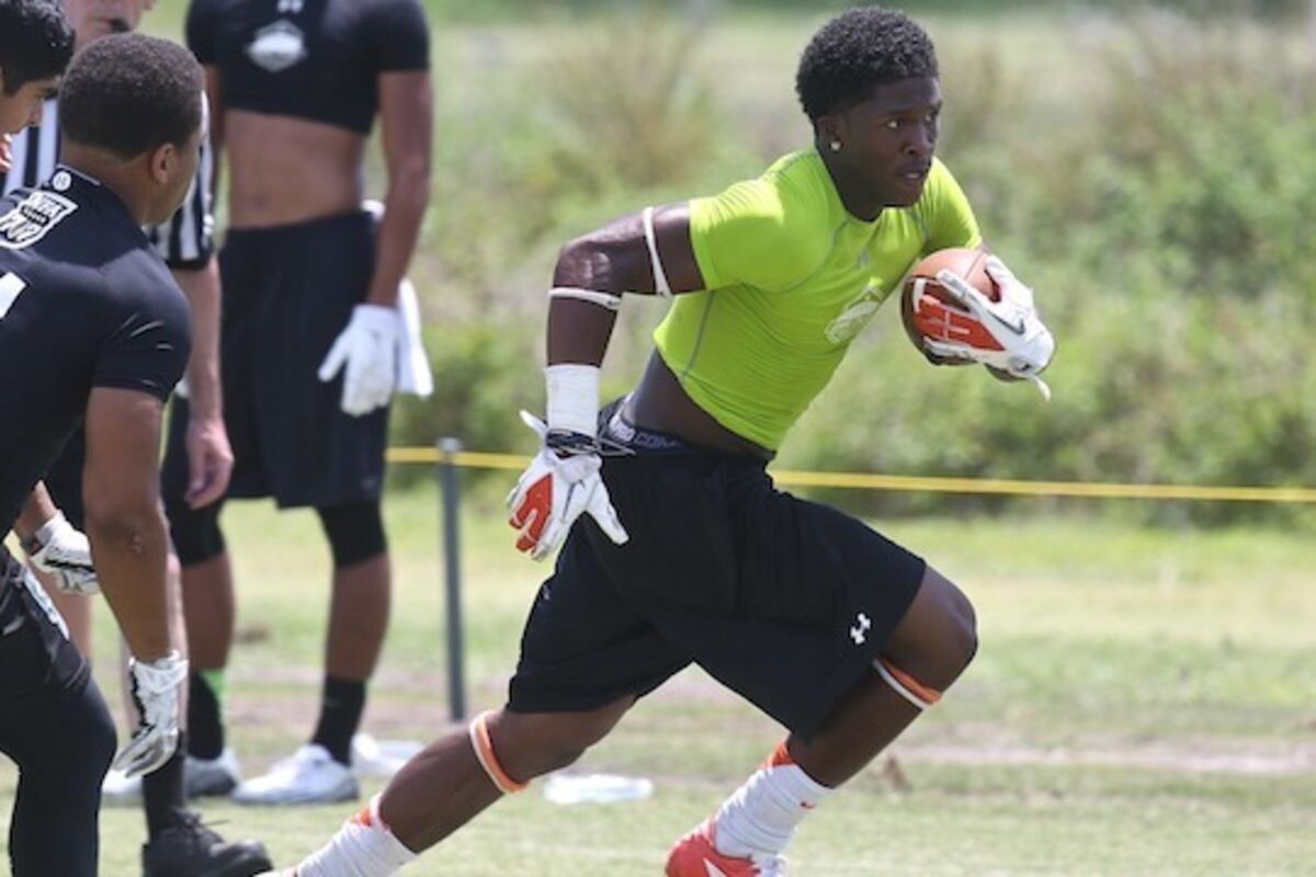 2015 College Football Recruits Sure to Commit Before Football Season ...