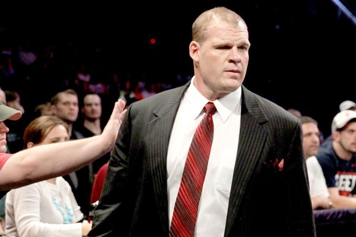 Kane Should Return to Corporate Character as Next Raw GM | Bleacher ...