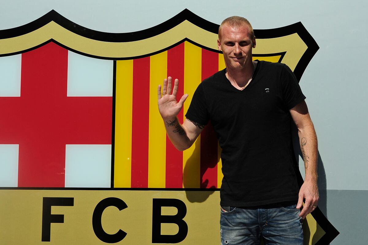 Barcelona Transfer News: Jeremy Mathieu Signing Will Not Solve ...