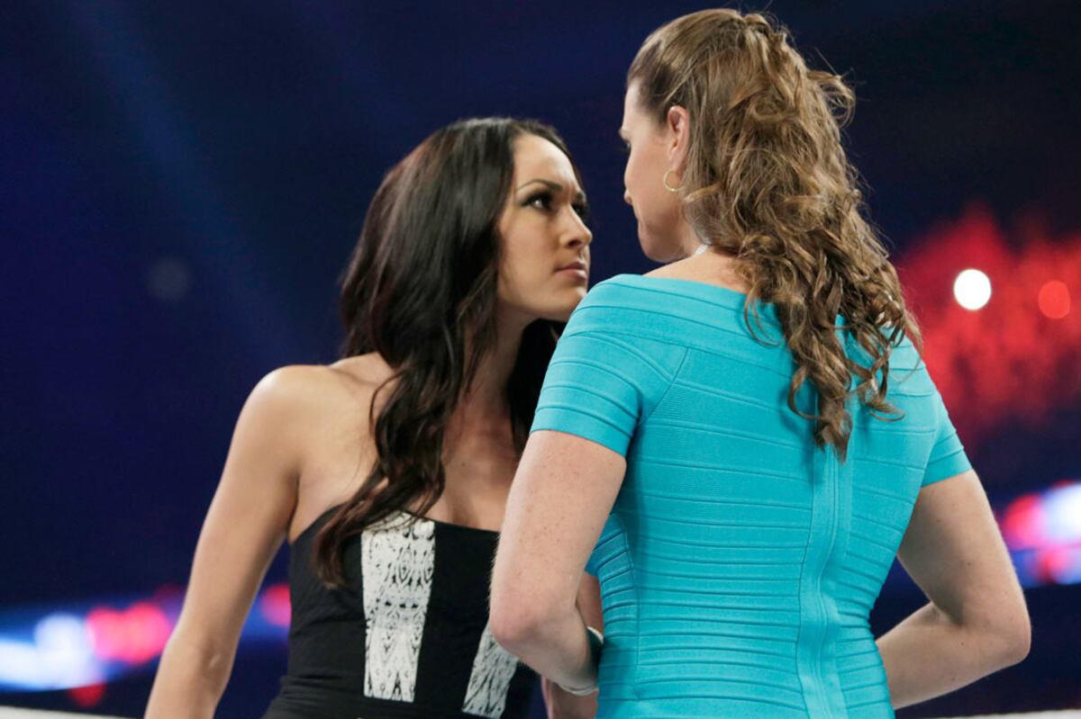 Wwe Summerslam 2014 Stephanie Mcmahon Vs Brie Bella Destined To Disappoint Bleacher Report