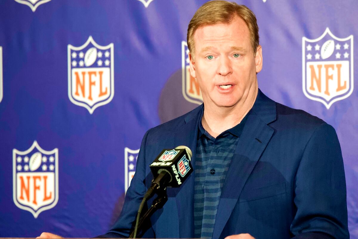 Roger Goodell and the NFL Need a PR Win, Especially with Female Fans ...