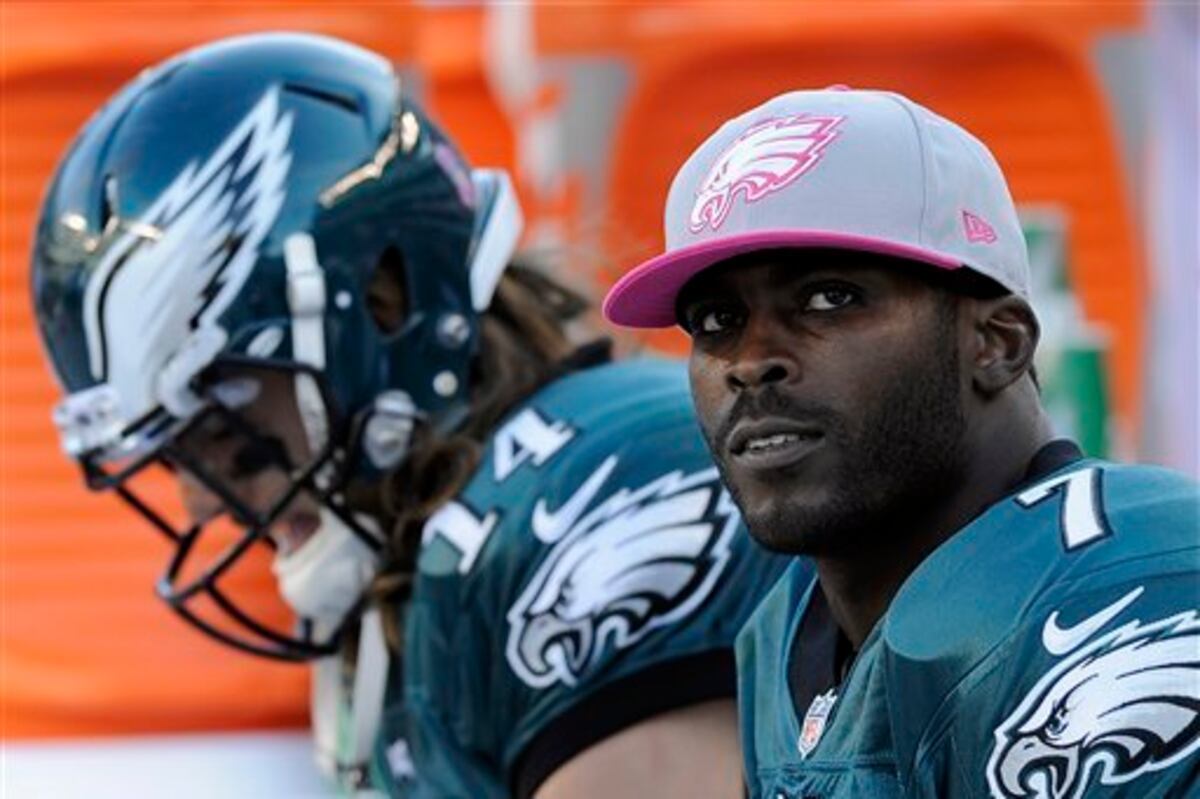 10 NFL Offensive Players Destined for Failure During the 2014 Season ...