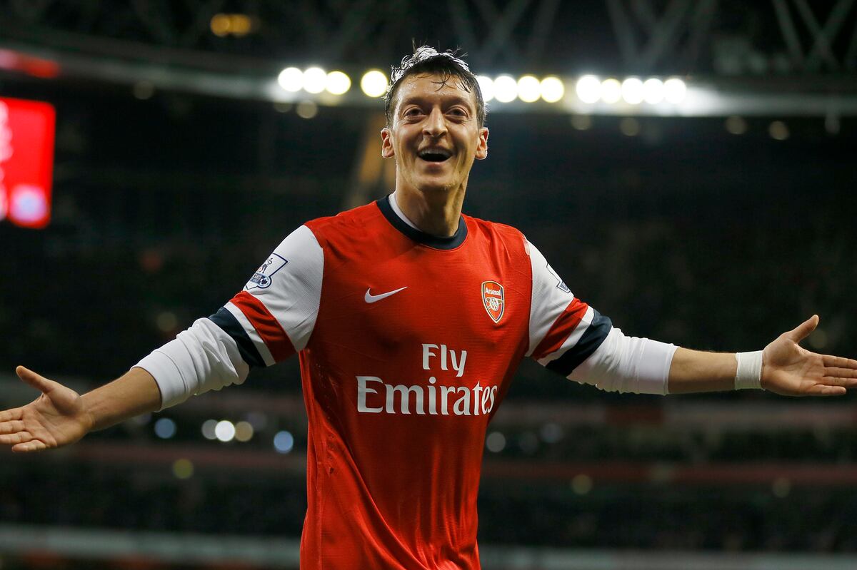 Mesut Ozil Illness: Updates on Arsenal Star's Status and Return | News ...