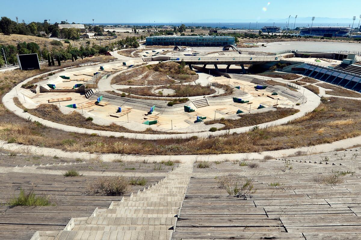 Olympic Venues from 2004 Athens Games Lie in Ruins 10 Years Later ...