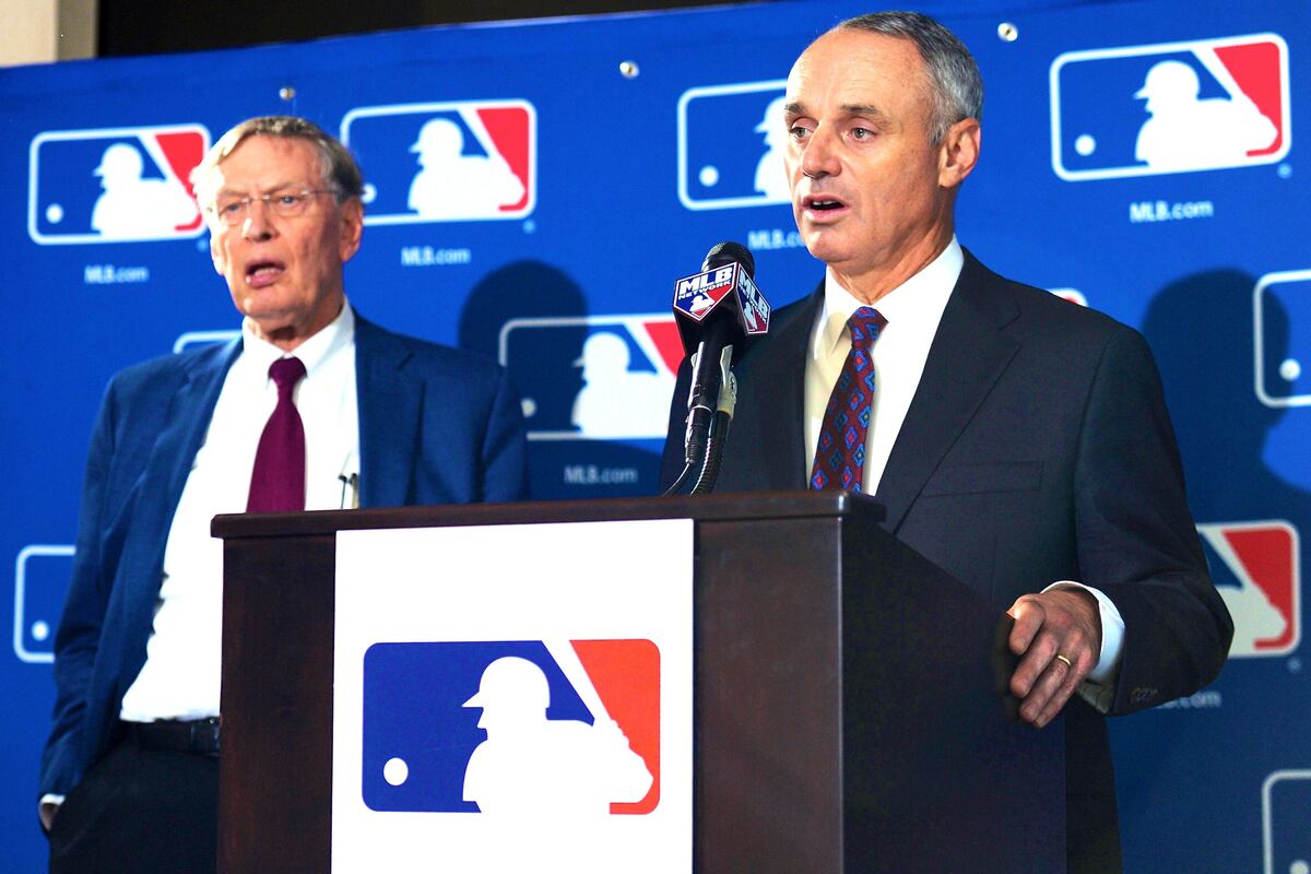 Line of Succession Goes to Manfred from Selig, and It's a Good Day for ...