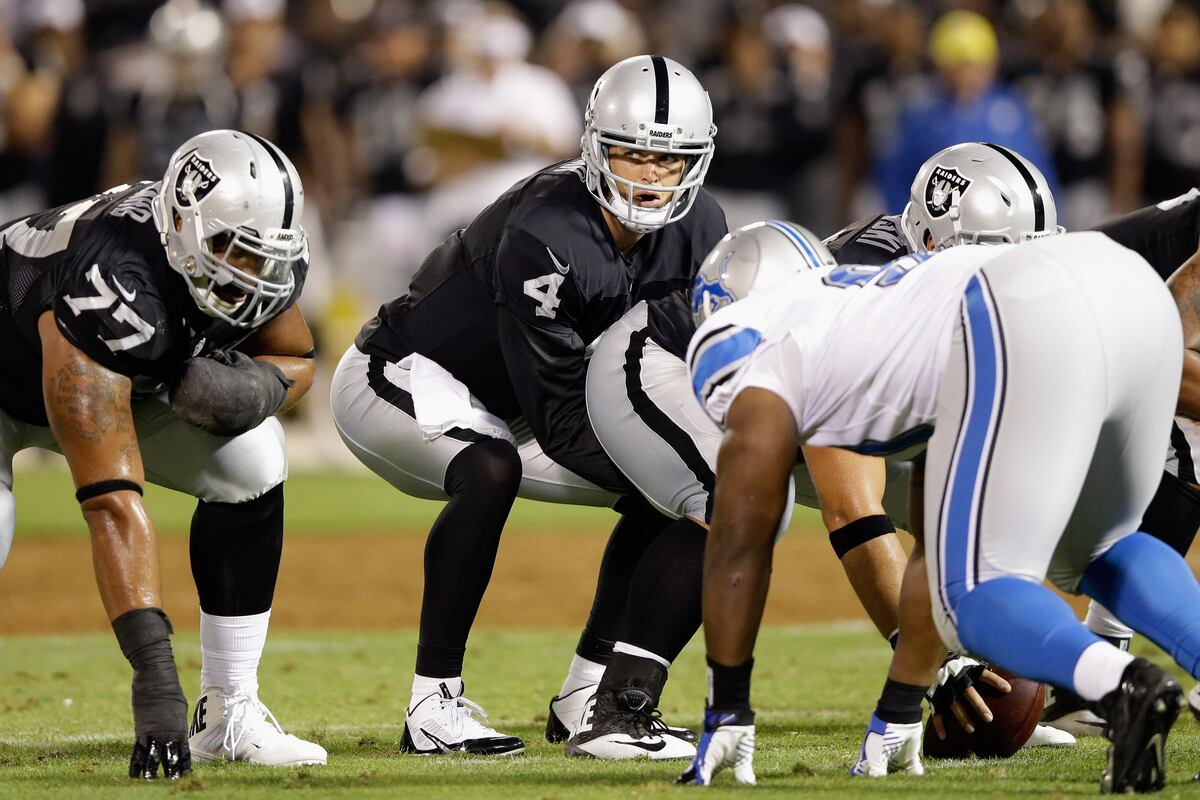 Derek Carr Isn't Ready, but He's Clearly Better for Raiders Than Matt ...