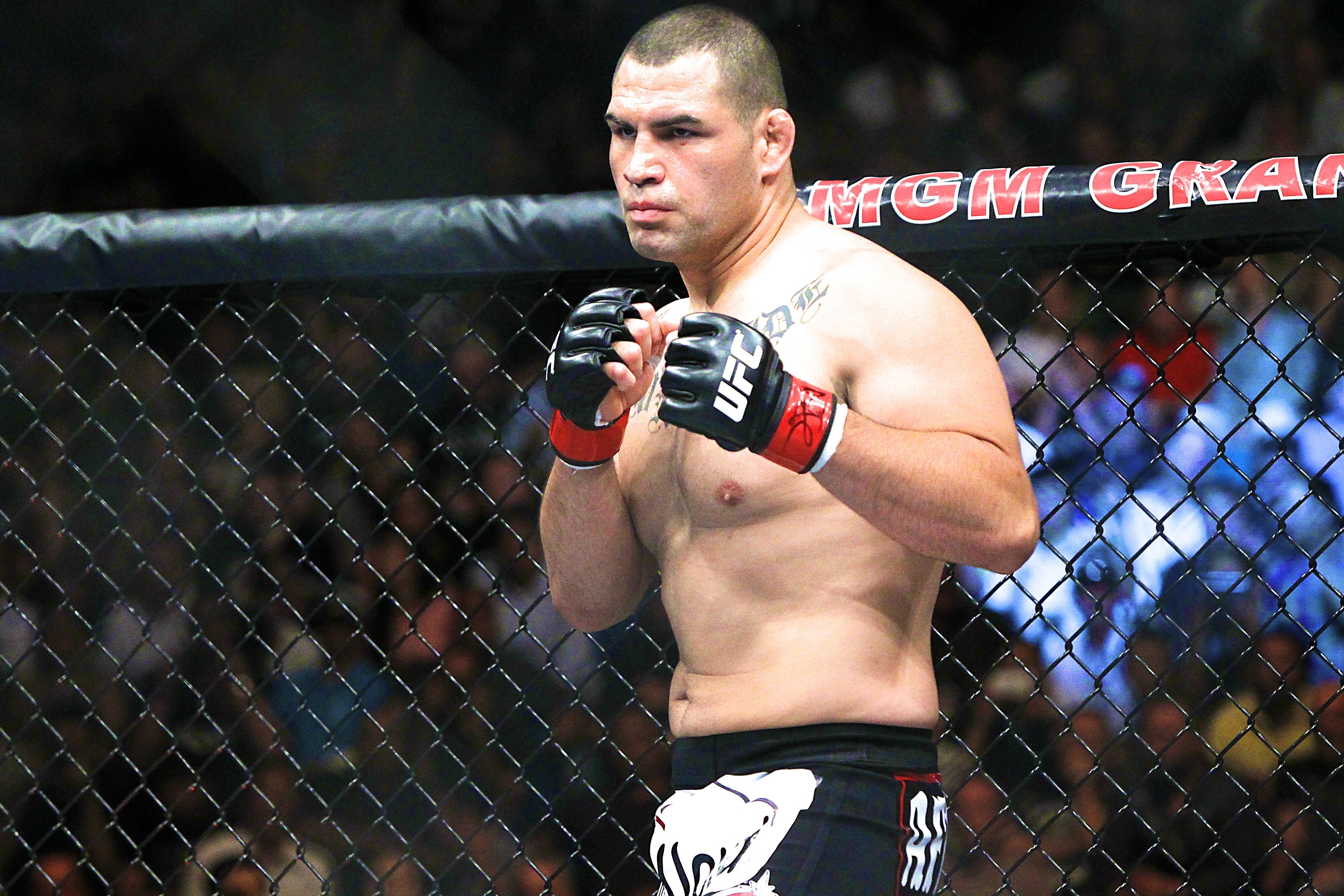 Full Main Card For UFC 180 Announced Perez Sanchez Gastelum Full Main Card For UFC 180 Announced Perez Sanchez Gastelum