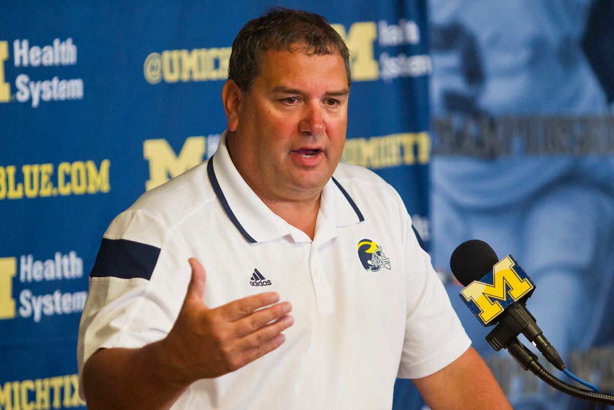Michigan Football: Hoke Unifies Team by Rotating Captains | News ...