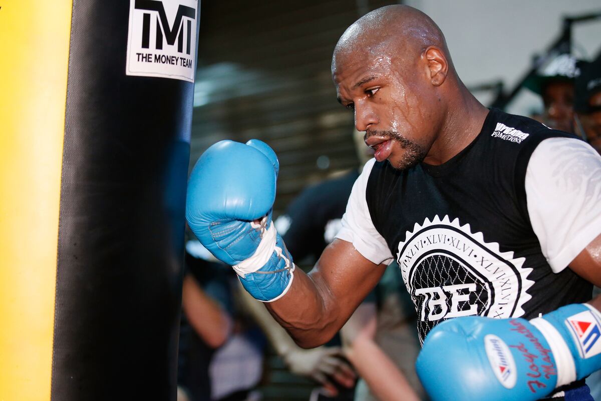 Floyd Mayweather Earning 'King of Controversy' Title Ahead of Maidana ...