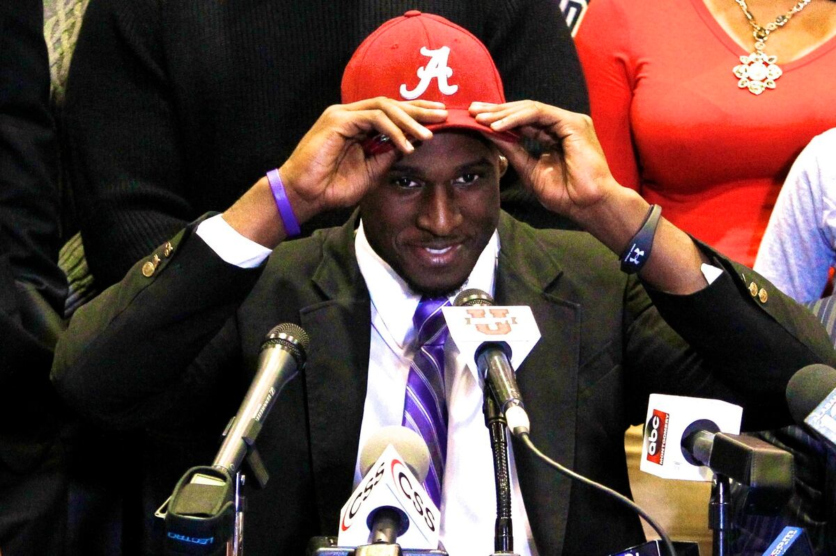 Alabama Football: Rashaan Evans Headed for Early Stardom? | News ...