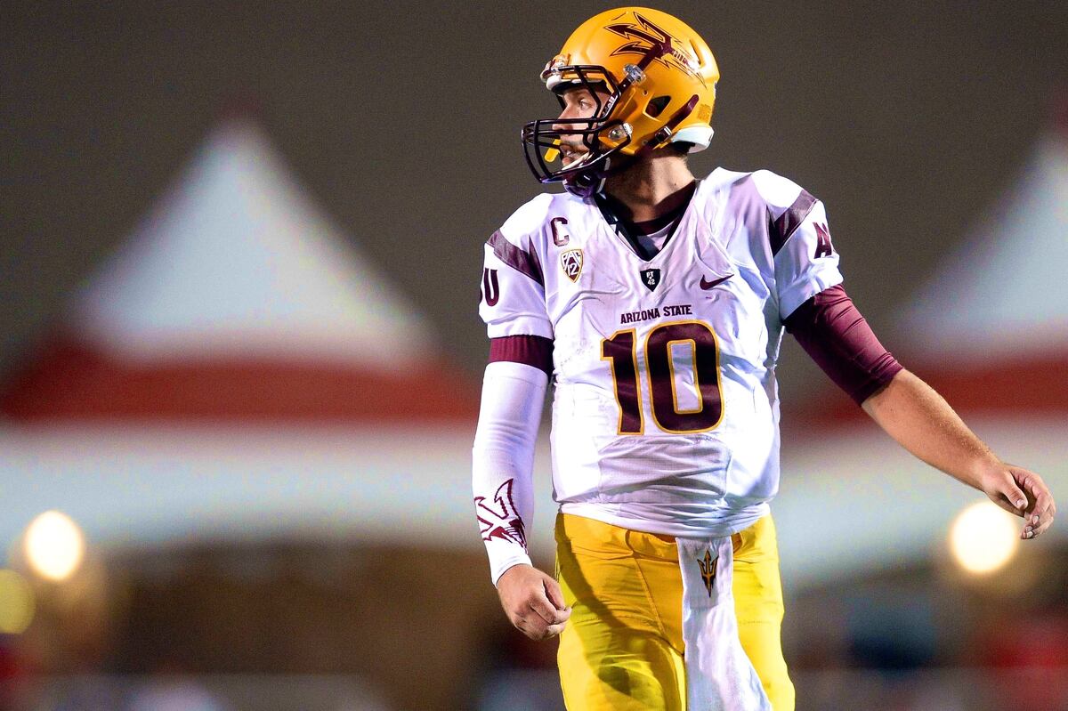 Taylor Kelly Injury: Updates on ASU QB's Foot and Return | News, Scores ...