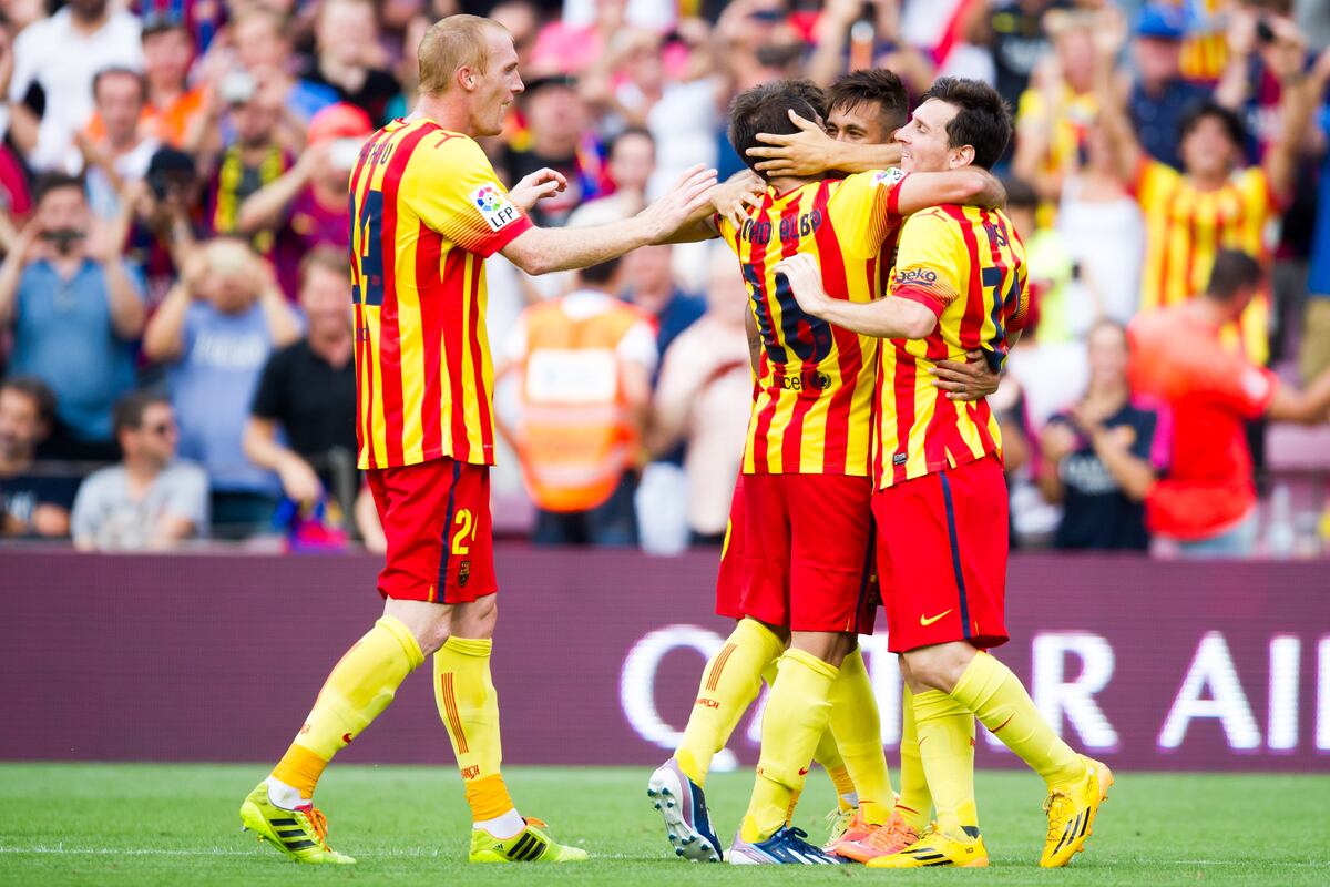 Jeremy Mathieu Helps Solve Barcelona Defence Issues For Luis Enrique