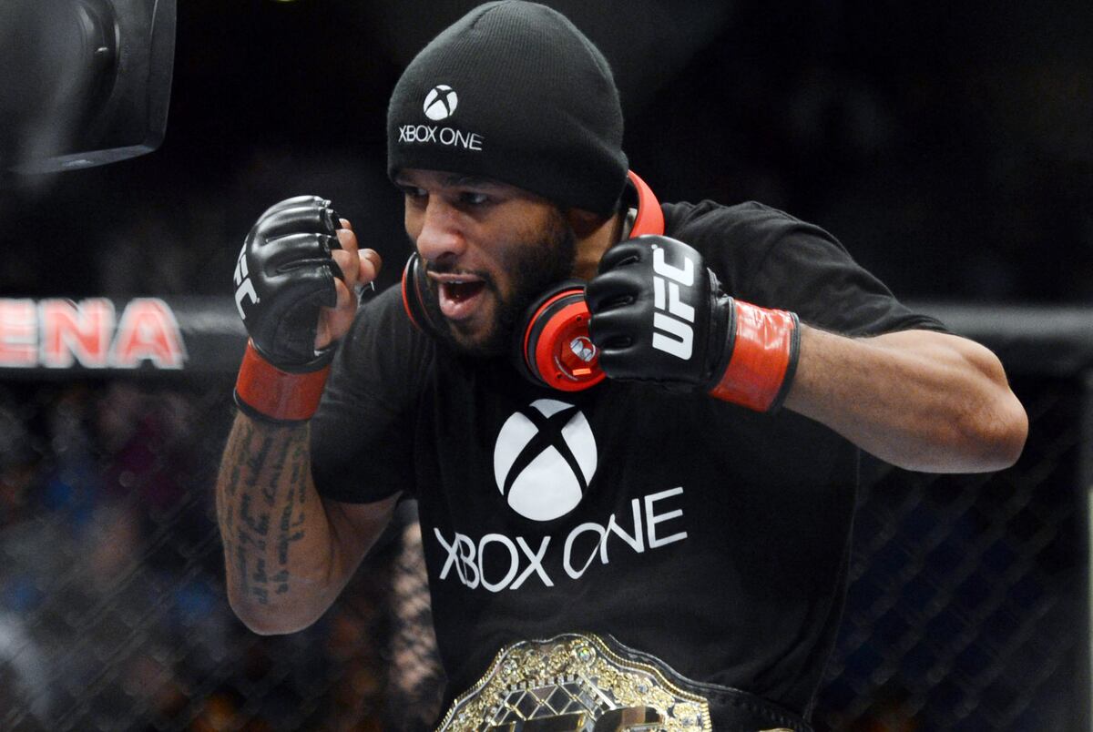 Johnson vs. Cariaso Results: Winner, Recap and Analysis | News, Scores ...