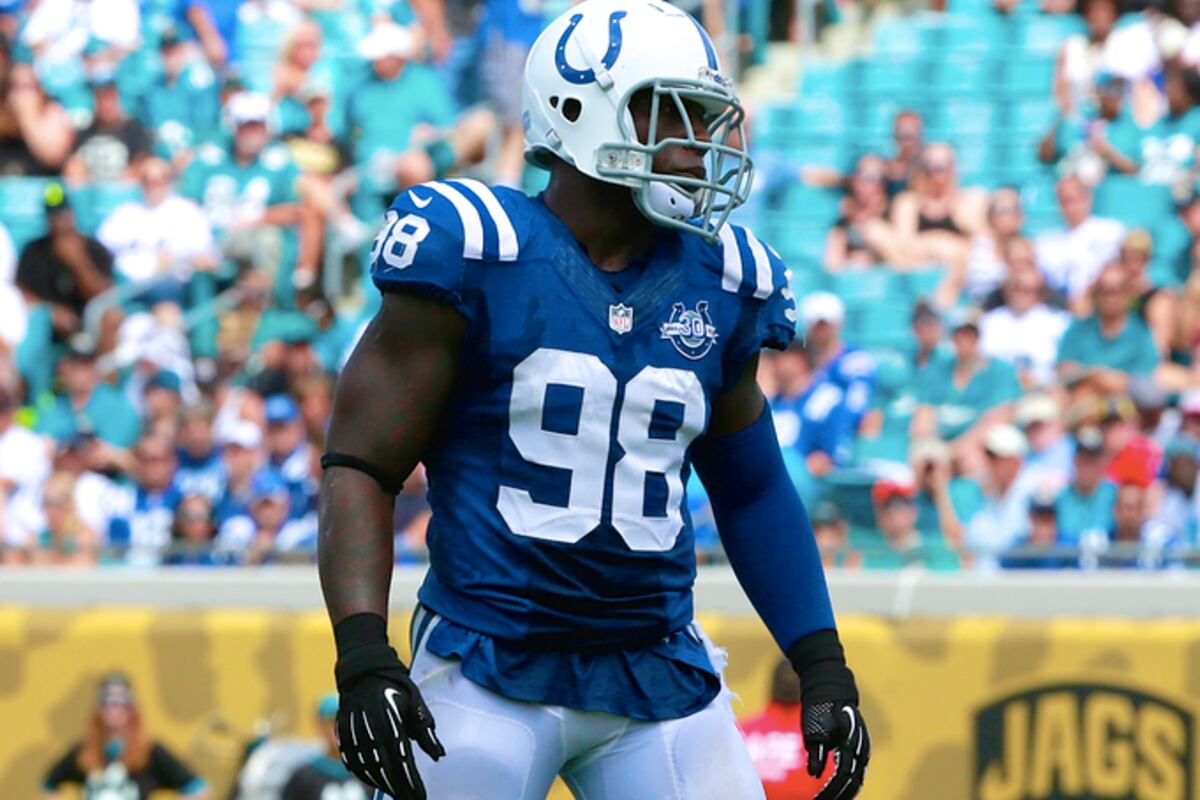 Robert Mathis, Colts Agree to Contract: Latest Details, Comments and ...
