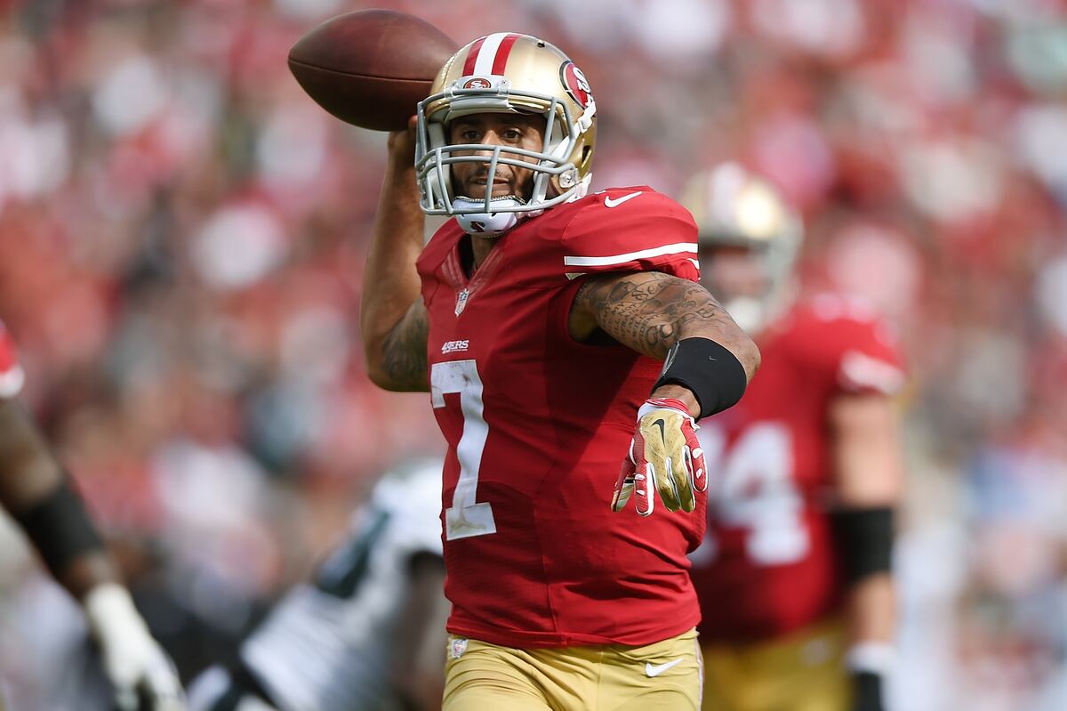 How Colin Kaepernick Controls Chaos for the San Francisco 49ers | News ...