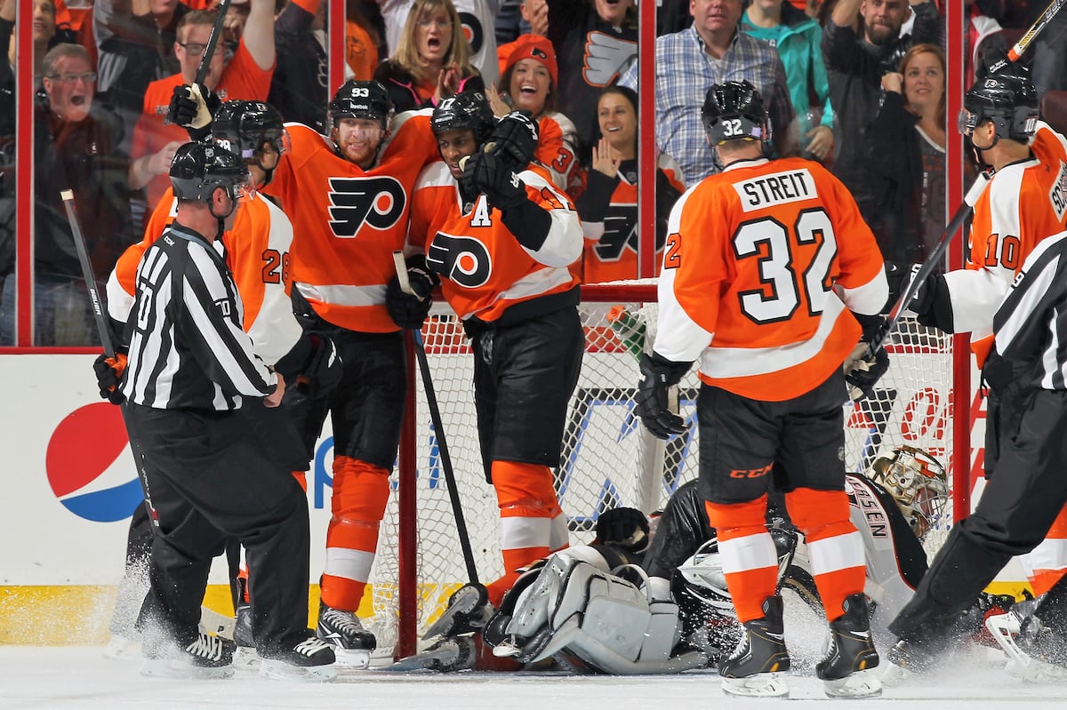 Grading the Philadelphia Flyers' Stars Through the First Few Games of ...