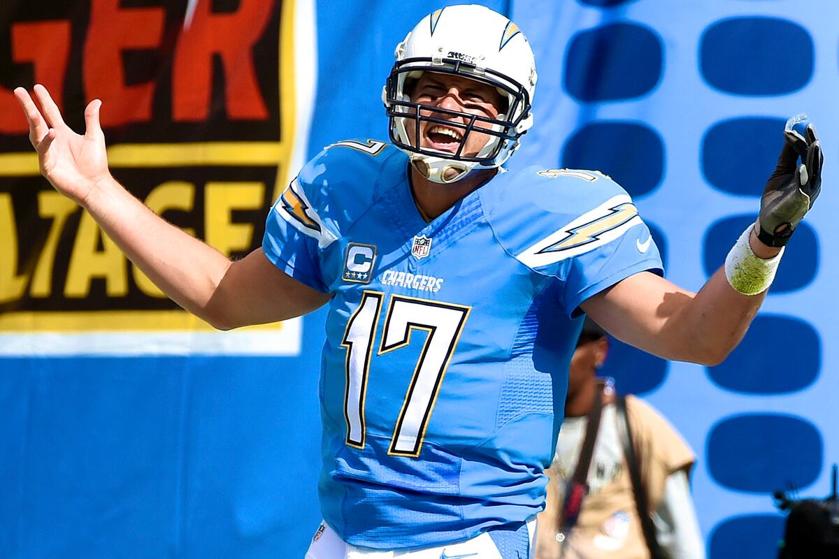 Chargers Must Take Loss to Chiefs as Wake-Up Call in Tight Division ...