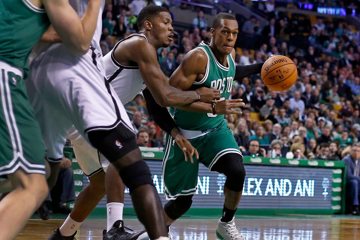 Rajon Rondo Begins Contract Year with Classic Performance in Win over ...