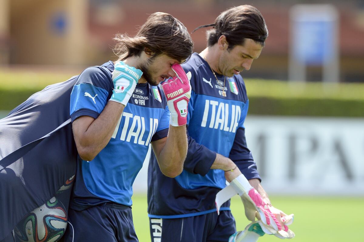 Mattia Perin Makes His Case to Be Considered Gigi Buffon's Heir | News ...