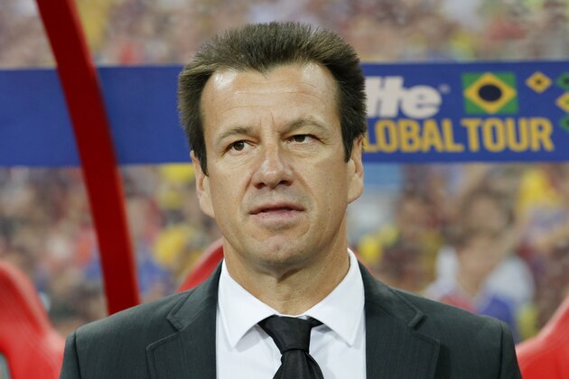 Dunga Has New Options to Ponder in Brazil Attack for Turkey and Austria ...