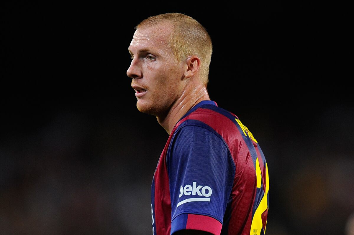 Jeremy Mathieu Injury: Updates on Barcelona Star's Calf and Return ...