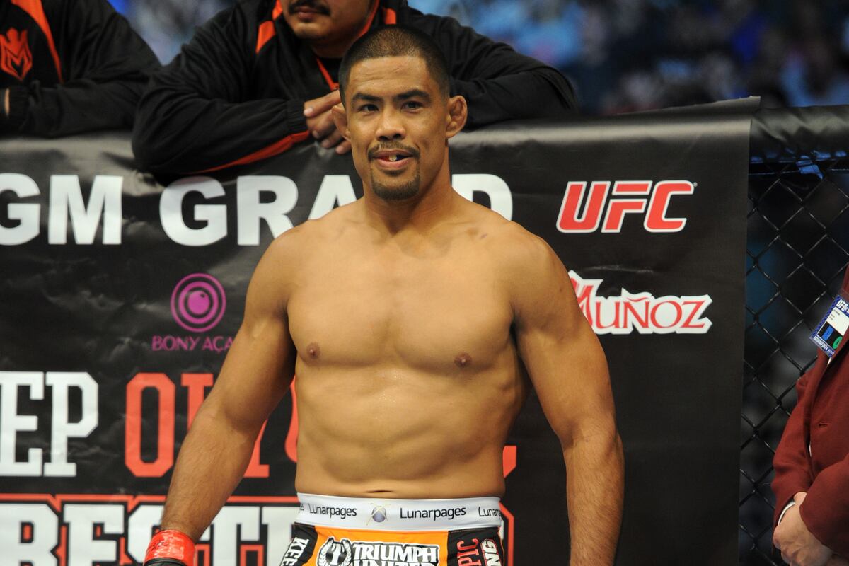Mark Munoz Giving Back to Community, Eyeing February Return to UFC ...