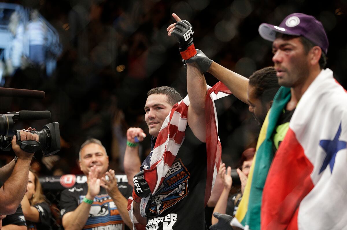 UFC Middleweight Champ Chris Weidman: 'Nobody's Beating Me at 185 ...