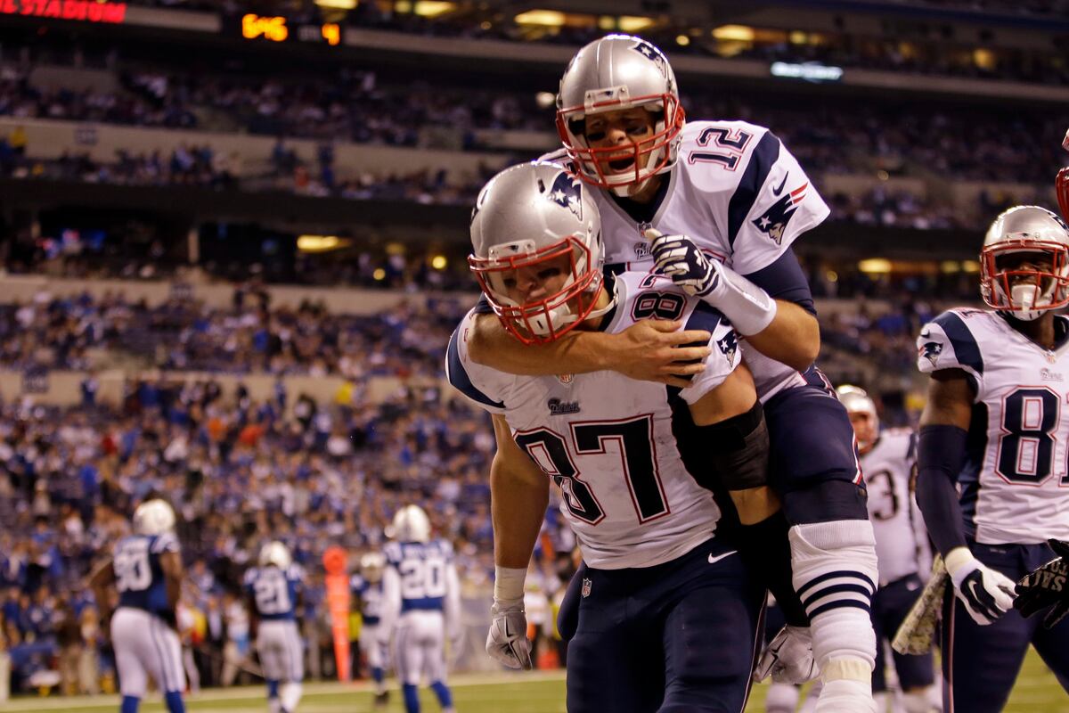 Tom Brady Rob Gronkowski Julian Edelman S Post Week 11 Fantasy