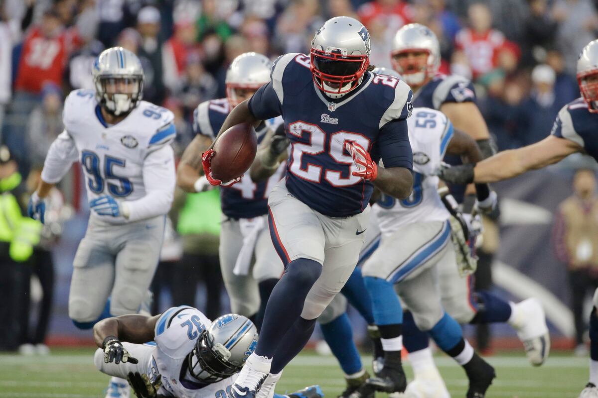 LeGarrette Blount Returns as Patriots Finisher in Win over Detroit ...
