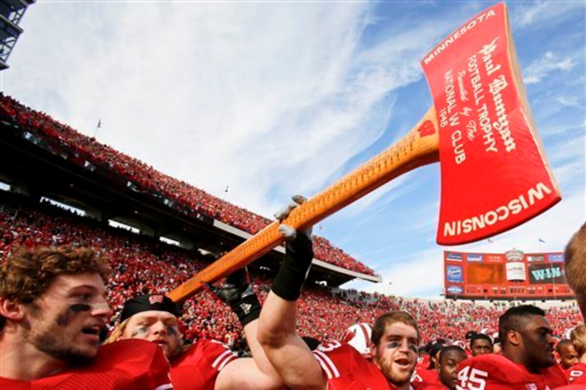 Wisconsin Badgers: A Chance for Paul Bunyan's Axe and the West Division ...