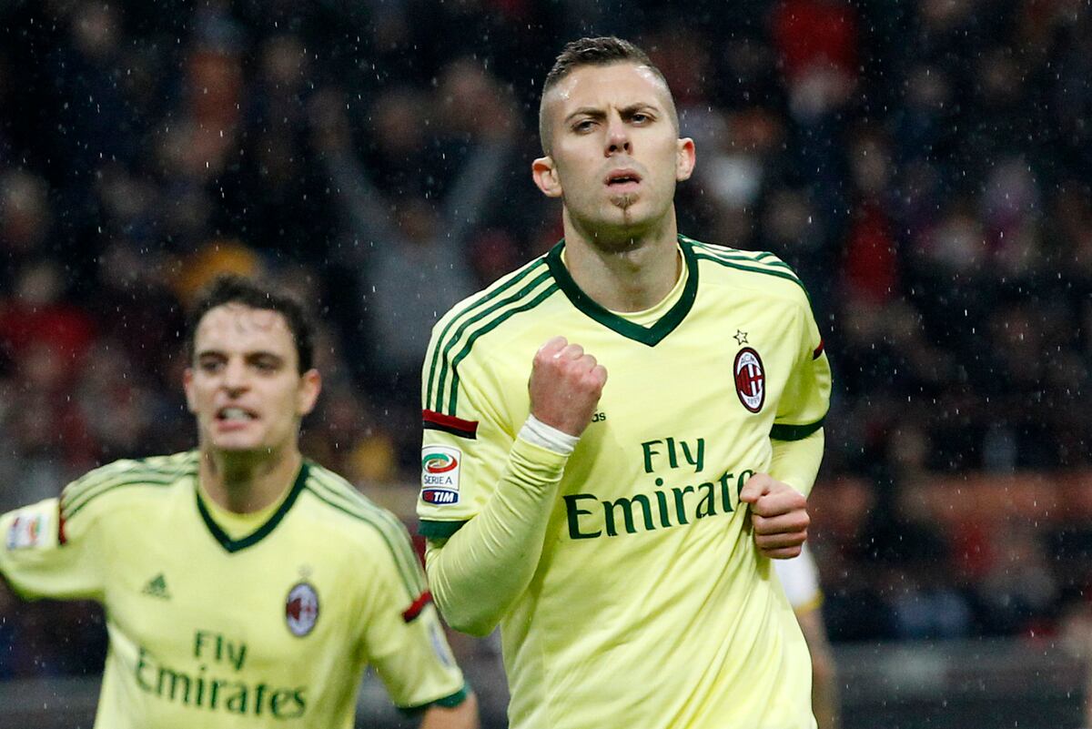 Jeremy Menez Brace Tops Milan's Best Performance of Season | News ...
