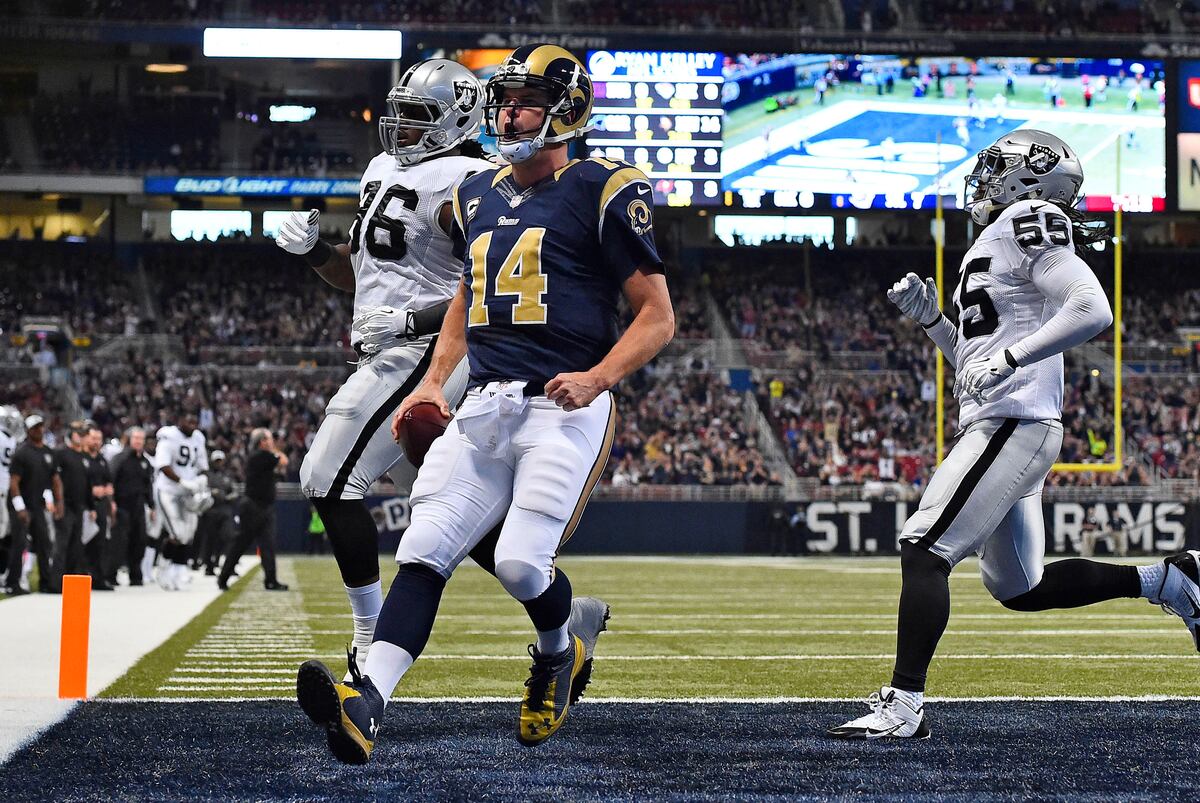 Oakland Raiders vs. St. Louis Rams: Full Report Card Grades for St ...