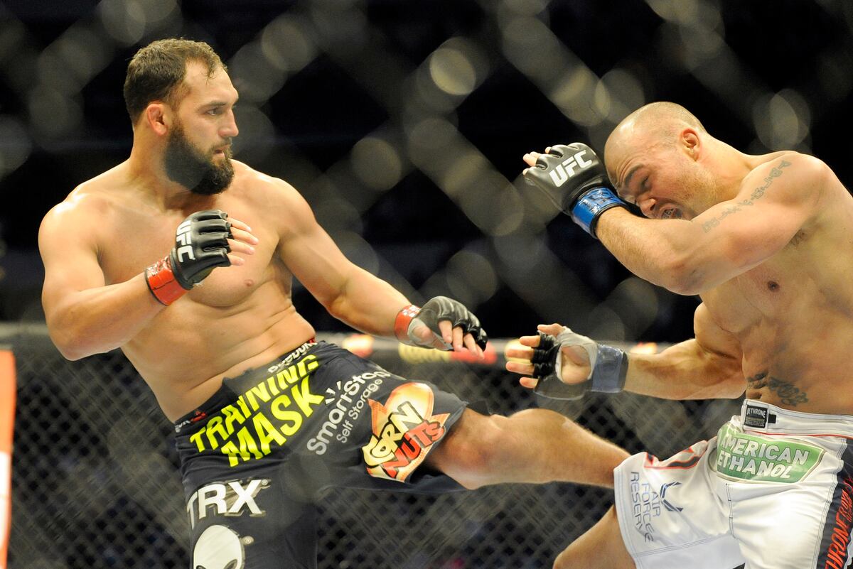 UFC 181: Early Predictions for Hendricks vs. Lawler 2 Main Event | News ...