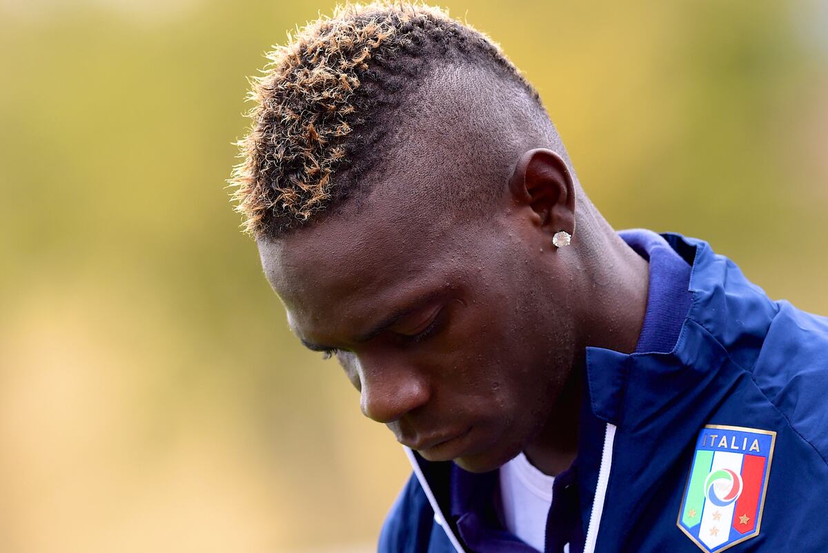 Mario Balotelli Accepts FA Charge over Controversial Instagram Post ...
