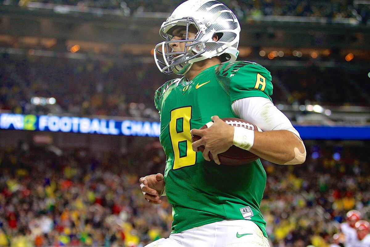 Introducing Your 2014 Heisman Trophy Winner, Marcus Mariota | News ...