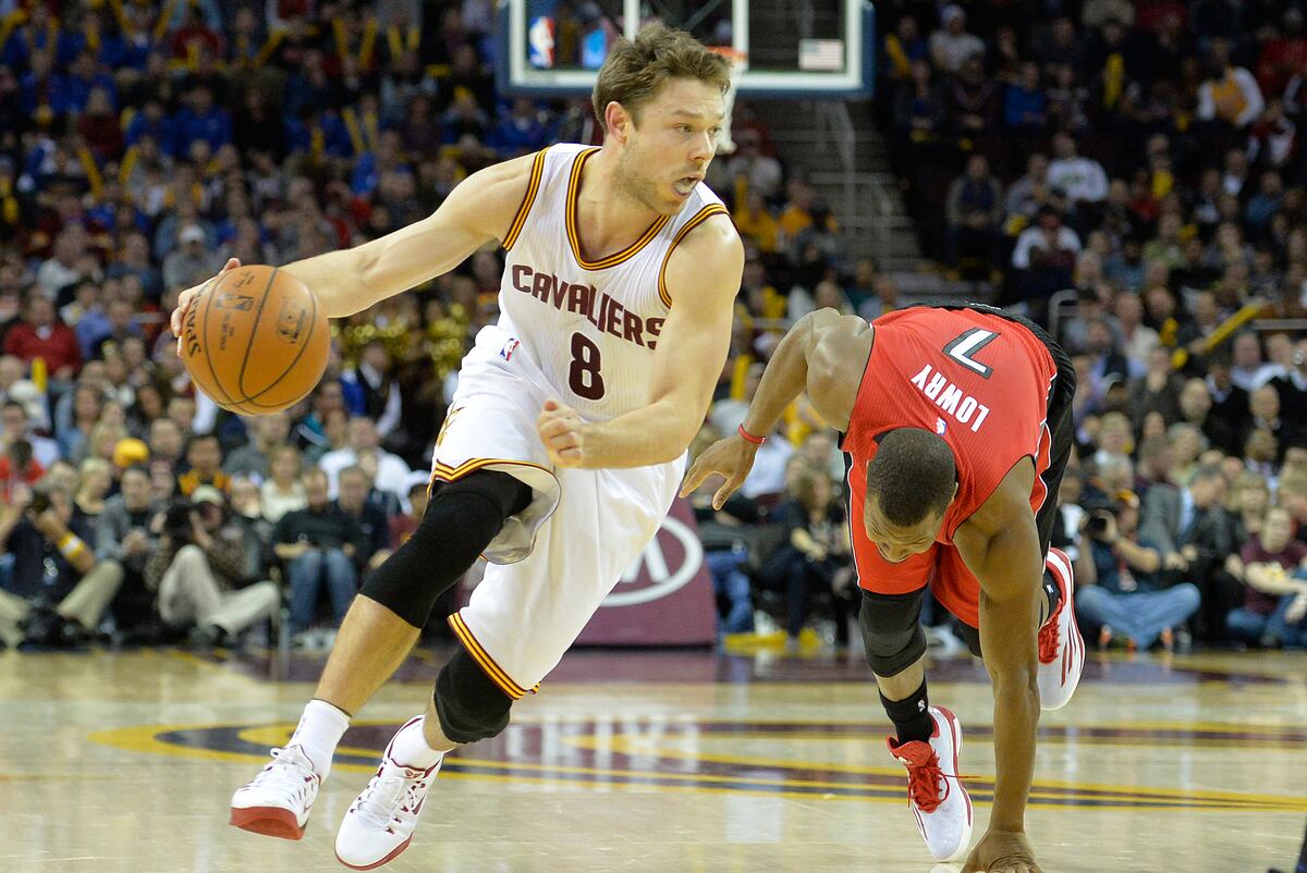 On Star-Studded Cleveland Cavaliers, Role Players Beginning to Shine ...