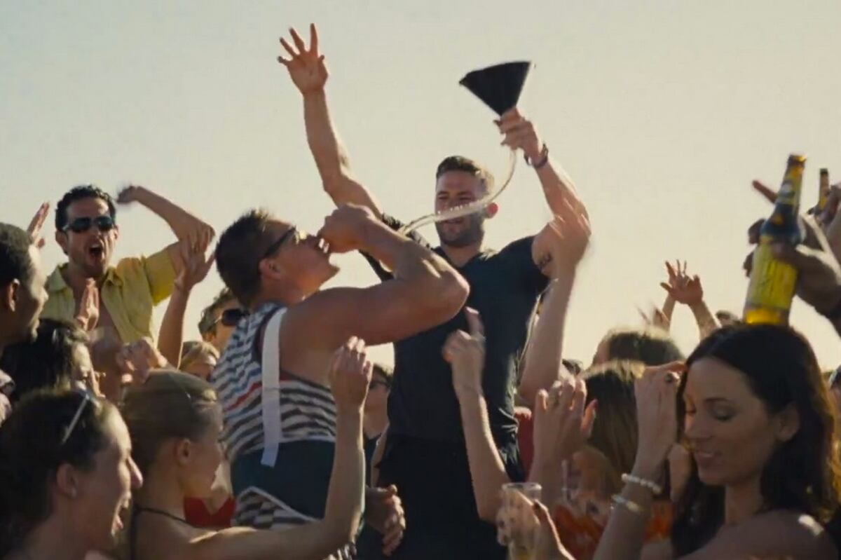 Rob Gronkowski, Julian Edelman and Ronda Rousey Appear in 'Entourage ...