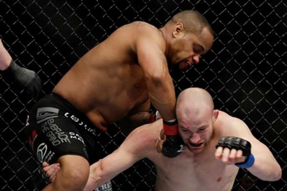 Daniel Cormier and the 5 Best Olympic Wrestlers Who Moved to MMA | News ...