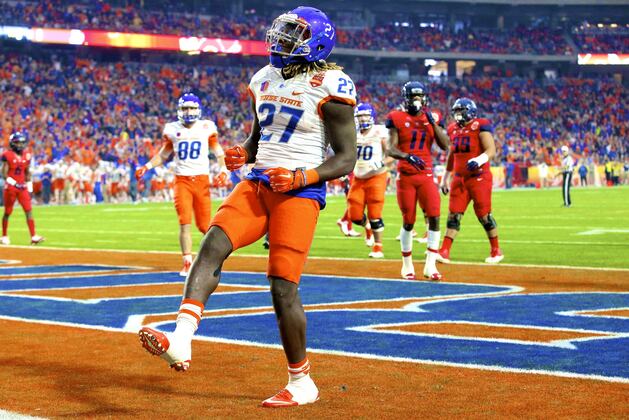 Boise State to wear original Fiesta Bowl uniforms complete with ...