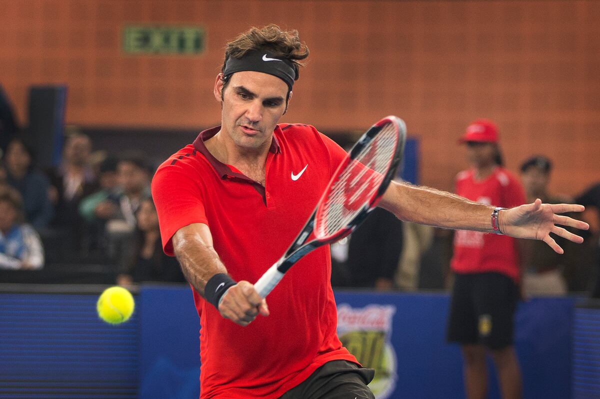 Why Roger Federer Will Win a Grand Slam Tournament in 2015 | News ...