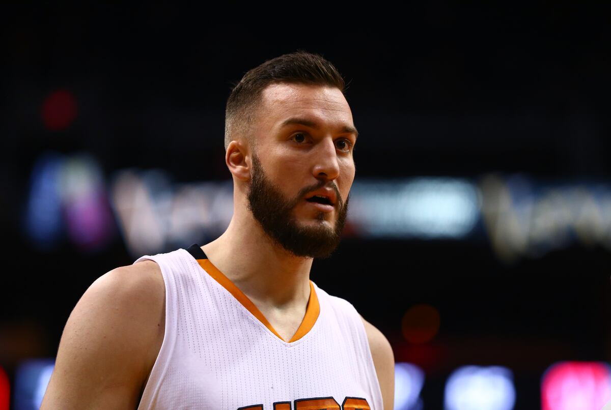 Miles Plumlee Traded to Milwaukee Bucks | News, Scores, Highlights ...