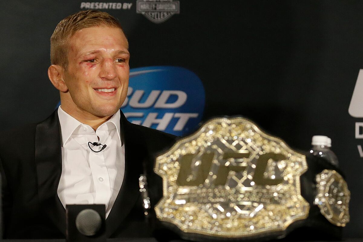 Is Conor McGregor Too Fake? UFC Bantamweight Champ T.J. Dillashaw ...