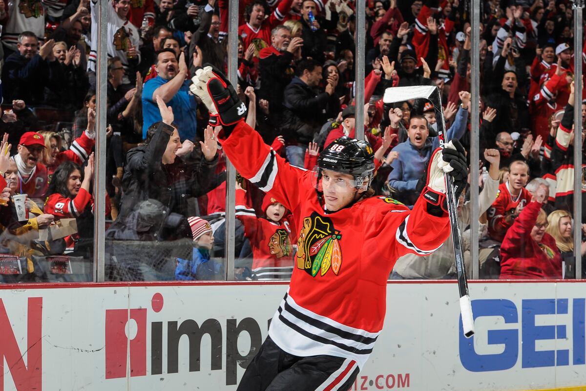 Patrick Kane Becomes 42nd American with 200 Career Goals | News, Scores ...