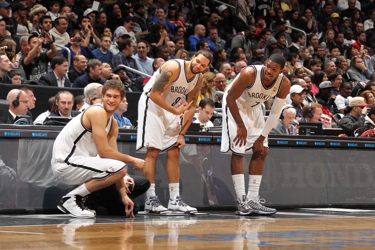 5 NBA Teams Facing Tough Decision of Tanking or Going for It This ...