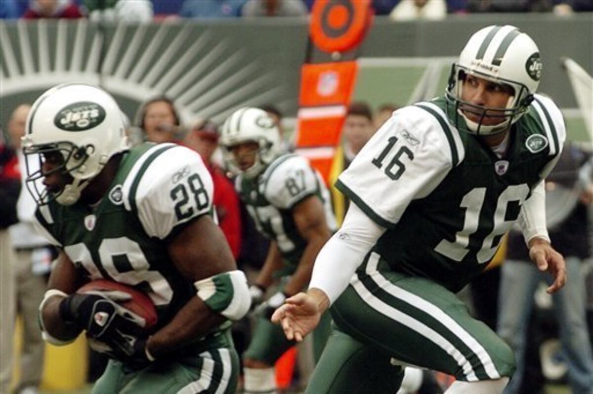 The New York Jets and Their NFL Uniforms (1960-Present) | News, Scores ...