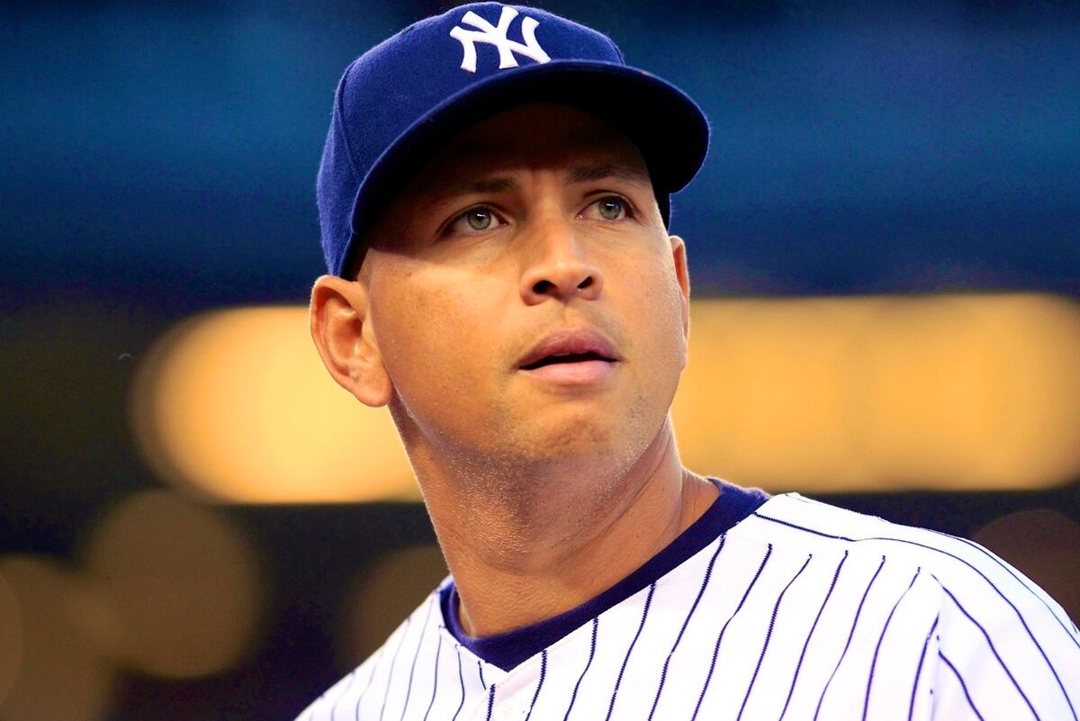 Alex Rodriguez Reportedly May Make Public Apology in Yankee Stadium ...