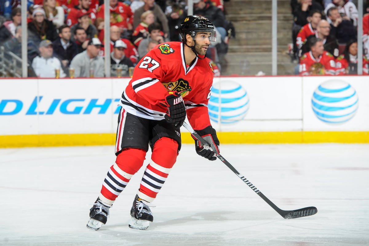 Johnny Oduya Injury: Updates on Blackhawks Defenseman's Upper Body and ...