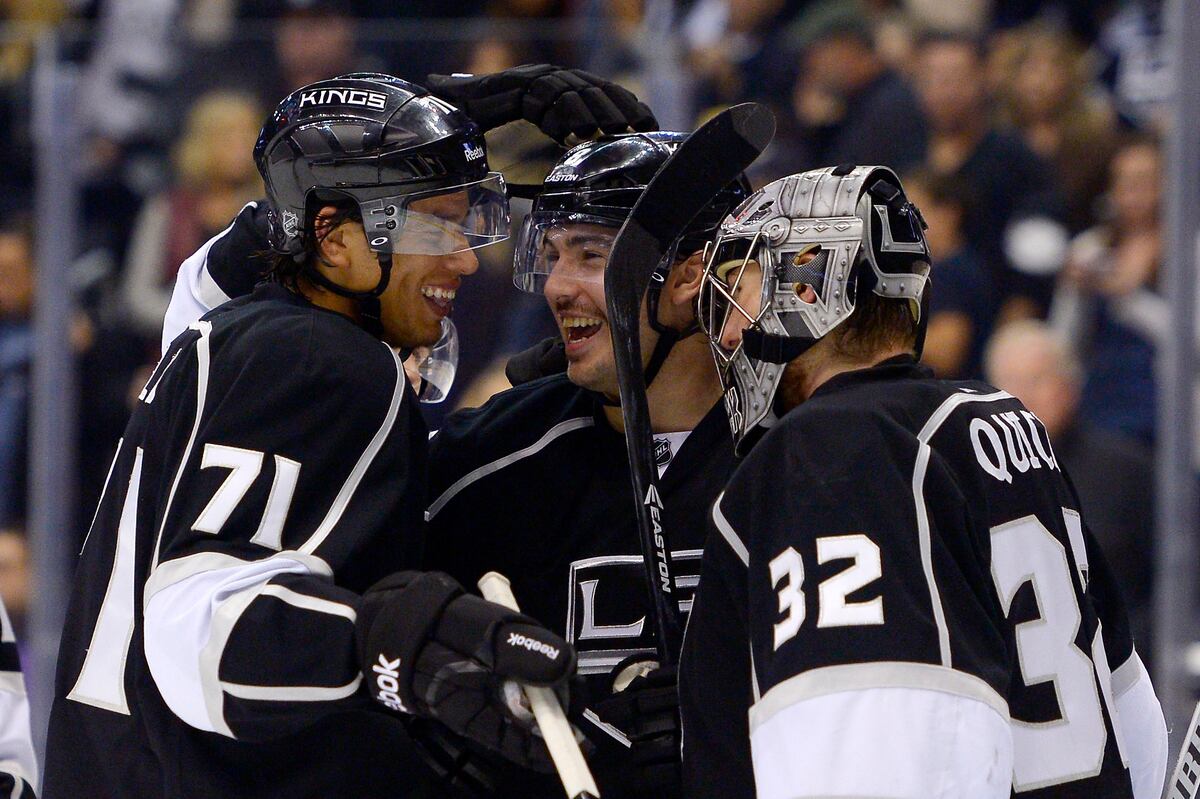 How the Los Angeles Kings Stay Relevant in the 2015 Playoff Picture ...